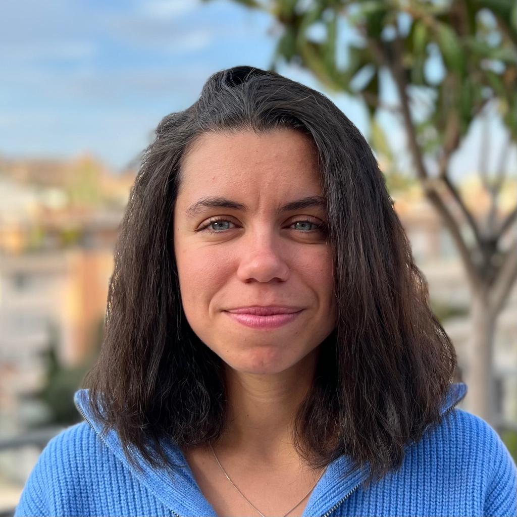 About & Contact – Maria A. Gutierrez